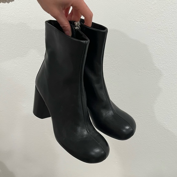 Zara | Shoes | Zara Leather Round Toe Zip Ankle Boot | Poshmark